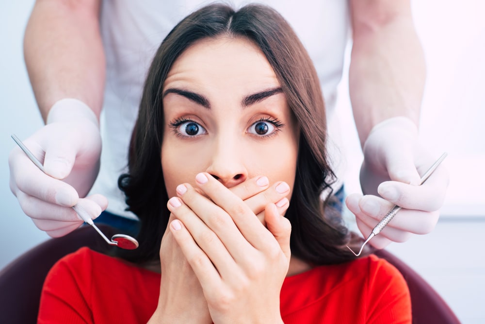 Why You Have a Strong Gag Reflex at the Dentist - Louis Siegelman, DDS